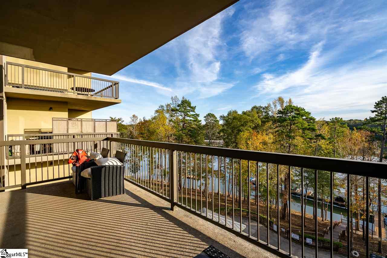 SC Lakefront Condos For Sale on Waterfront | James Schiller Team